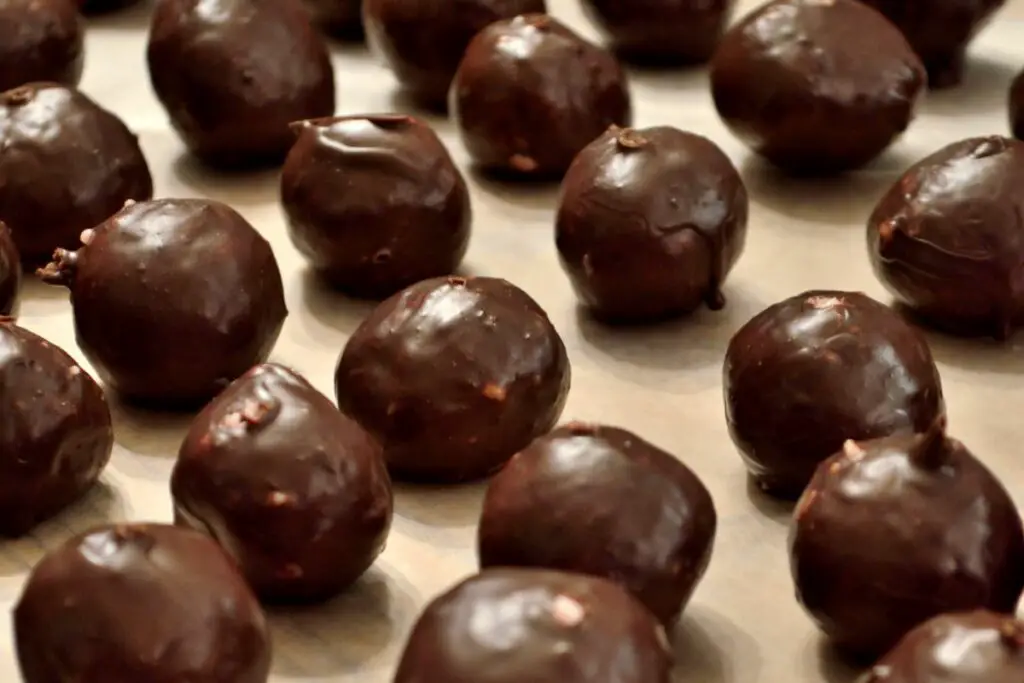 10 Best Hannah Swensen Recipes To Try Today - Women Chefs