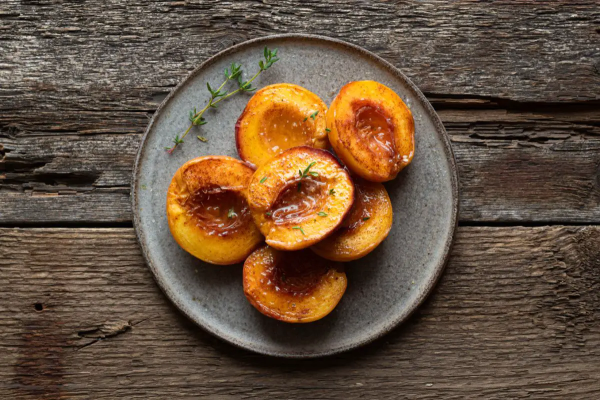 18 Perfect Peach Recipes You Need To Try - Women Chefs