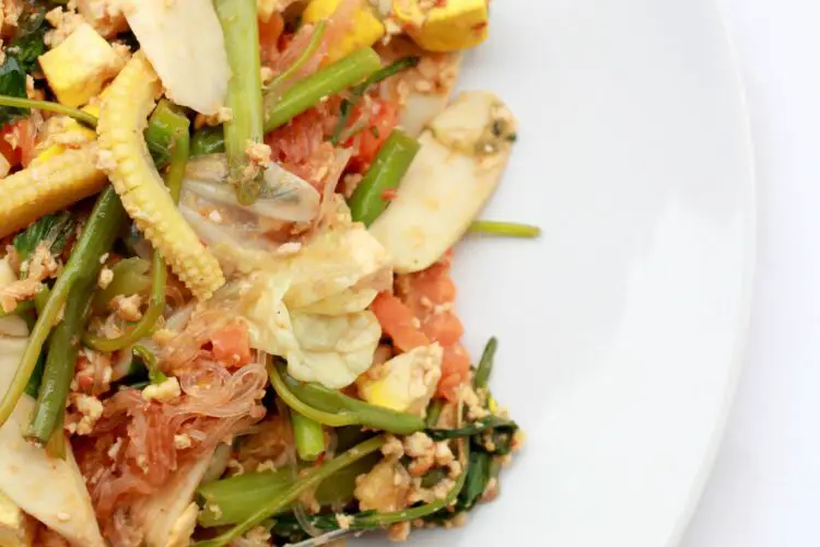 15 Vegetarian Filipino Recipes You Need To Try - Women Chefs